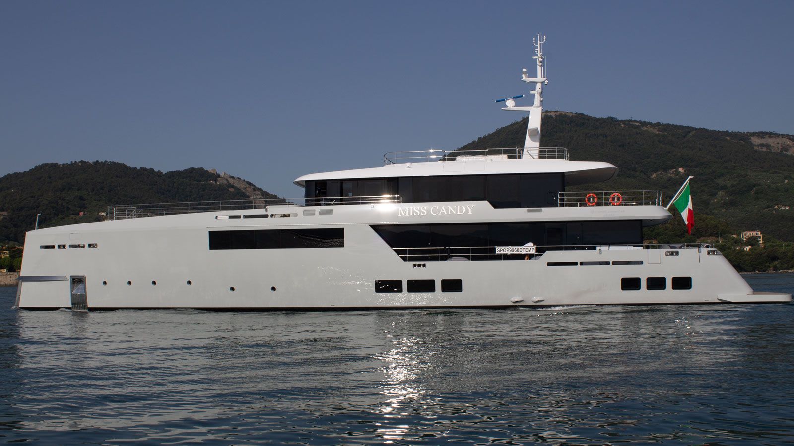 45.5m motor yacht Miss Candy completes sea trials